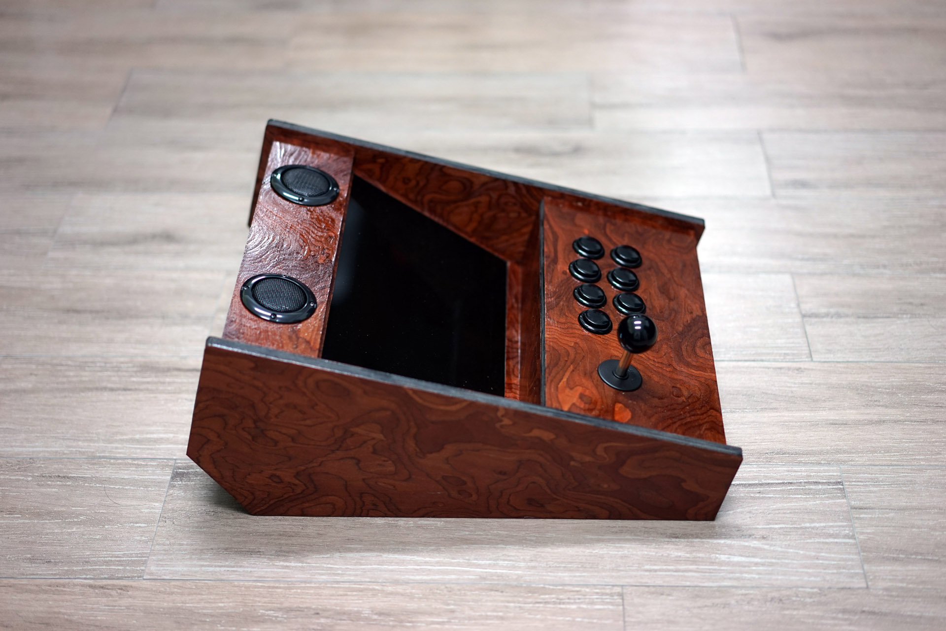 RetroCade: Handmade Arcade Machines